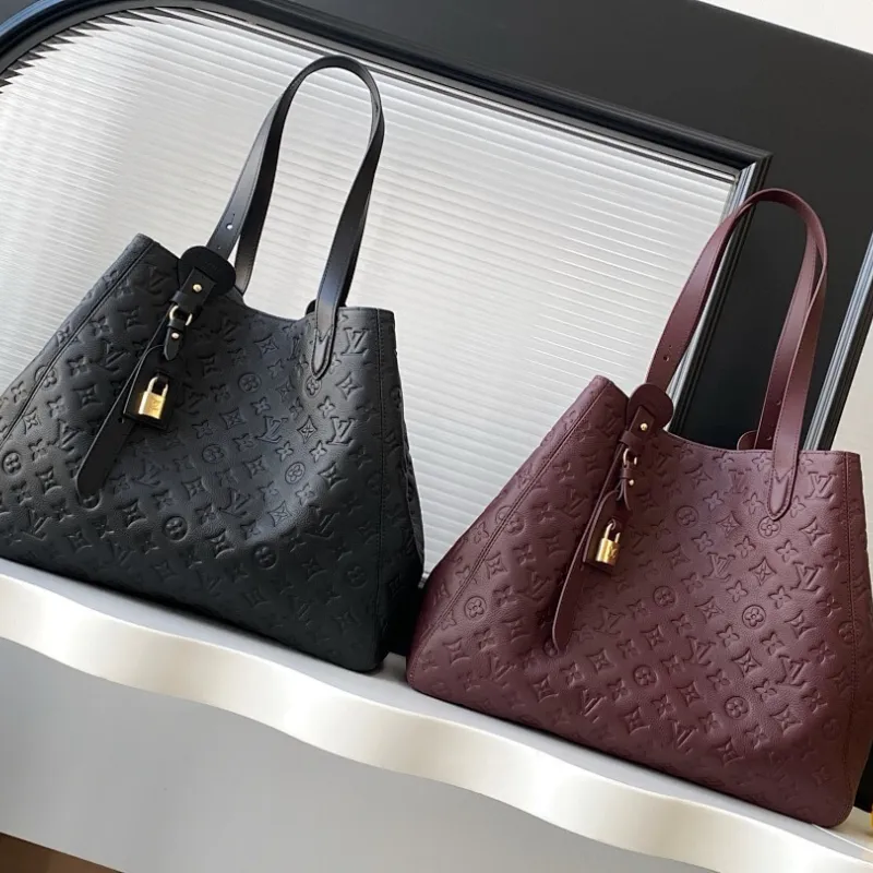 Louis Vuitton Neverfull MM Tote Bag (2 Colors) – Black/Burgundy ...